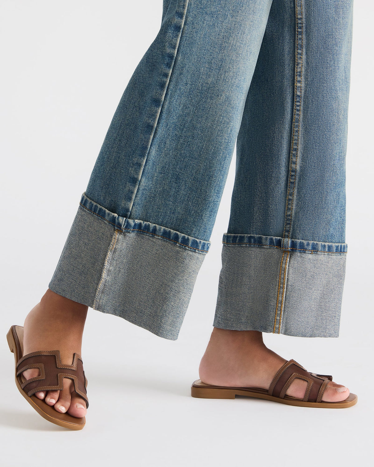 HADYN Mesh Brown Women's Designer Sandal – Steve Madden